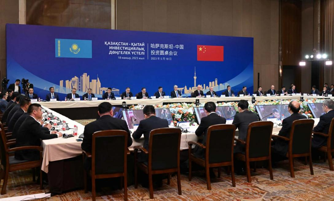 Genertec International Executives Accompany Genertec Chairman to Attend ...